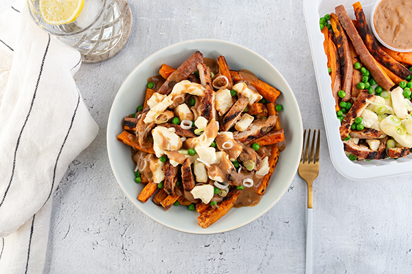 Poutine Galvaude au poulet grillé