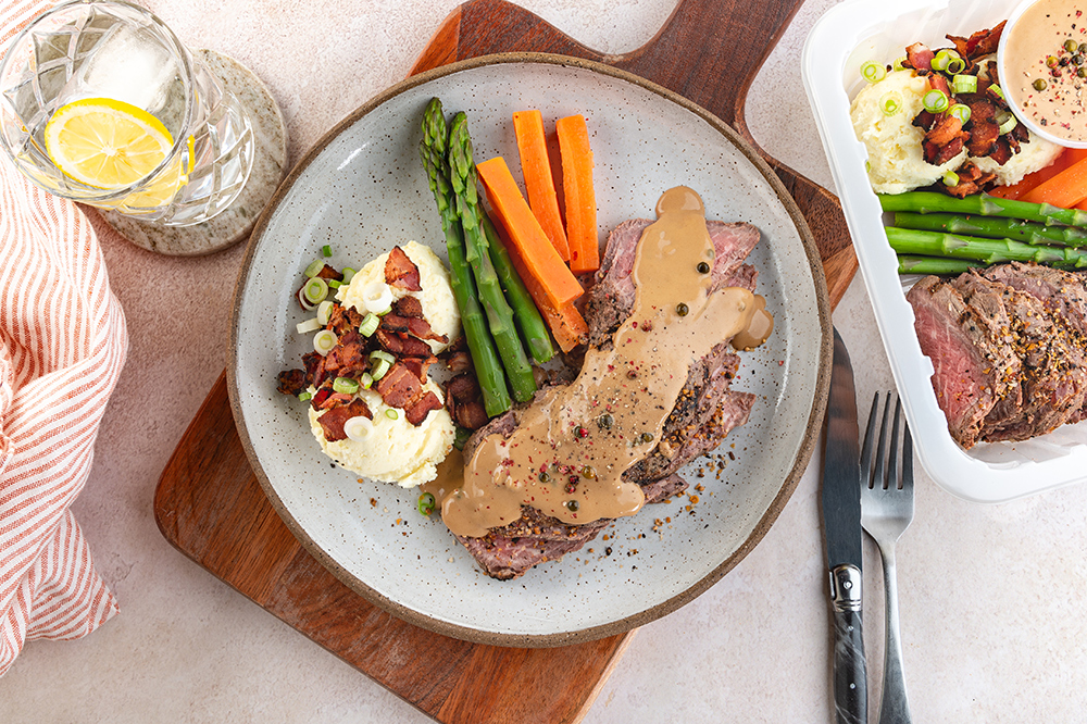 Grilled beef steak, pepper sauce