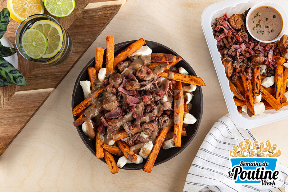 15. La poutine toute garnie deluxe