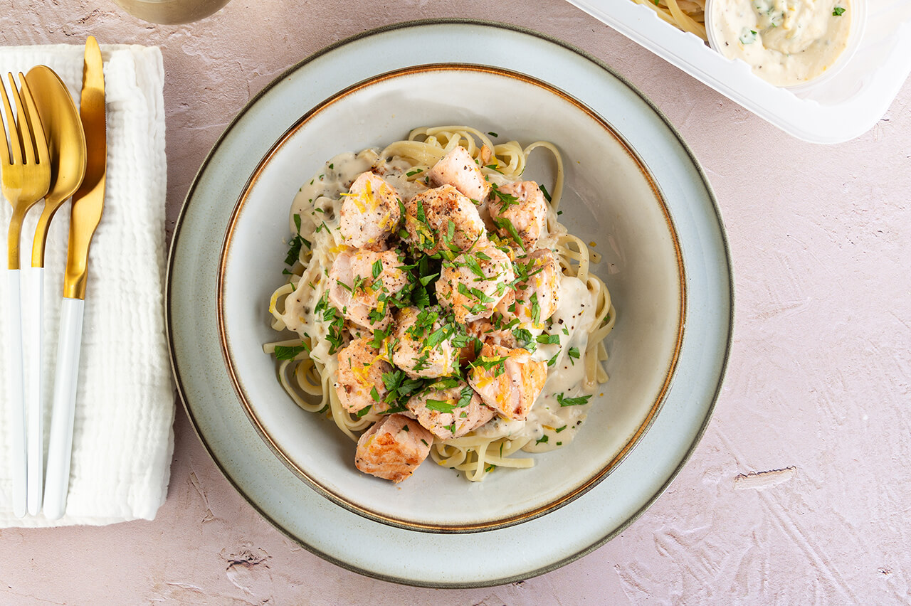 Cubes de saumon rôtis citron et poivre